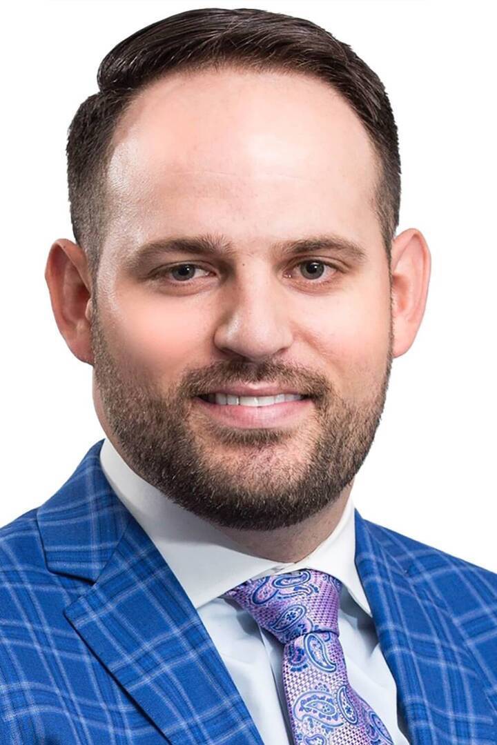 Garrett Manning | heartland-retirement-group